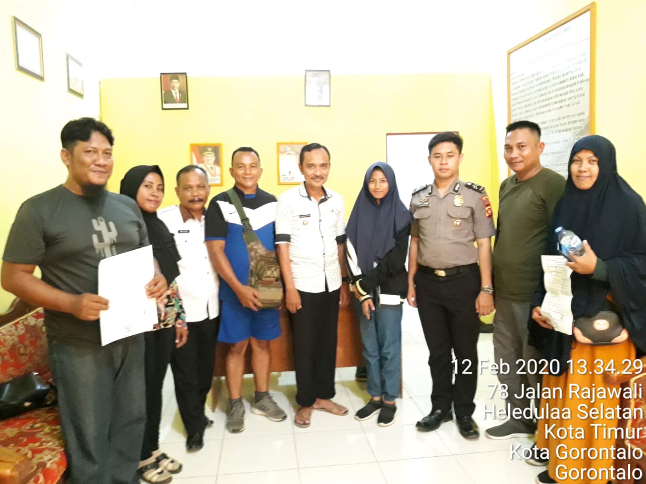 DENGAN CARA PERSUASIF BRIPTU RIZKI LAKUKAN PROBLEM SOLVING - POLRESTA ...